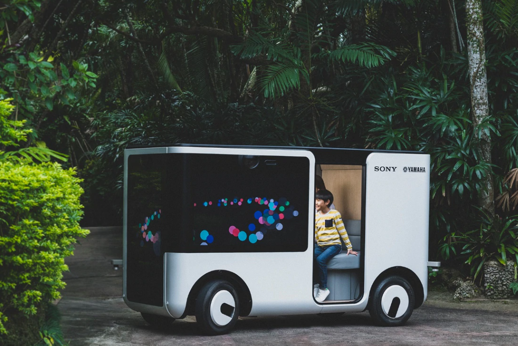 SC1 Sociable Cart, Sony - Yamaha - user experience-library.io by epicnpoc